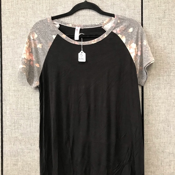 Tops | Tshirt | Poshmark